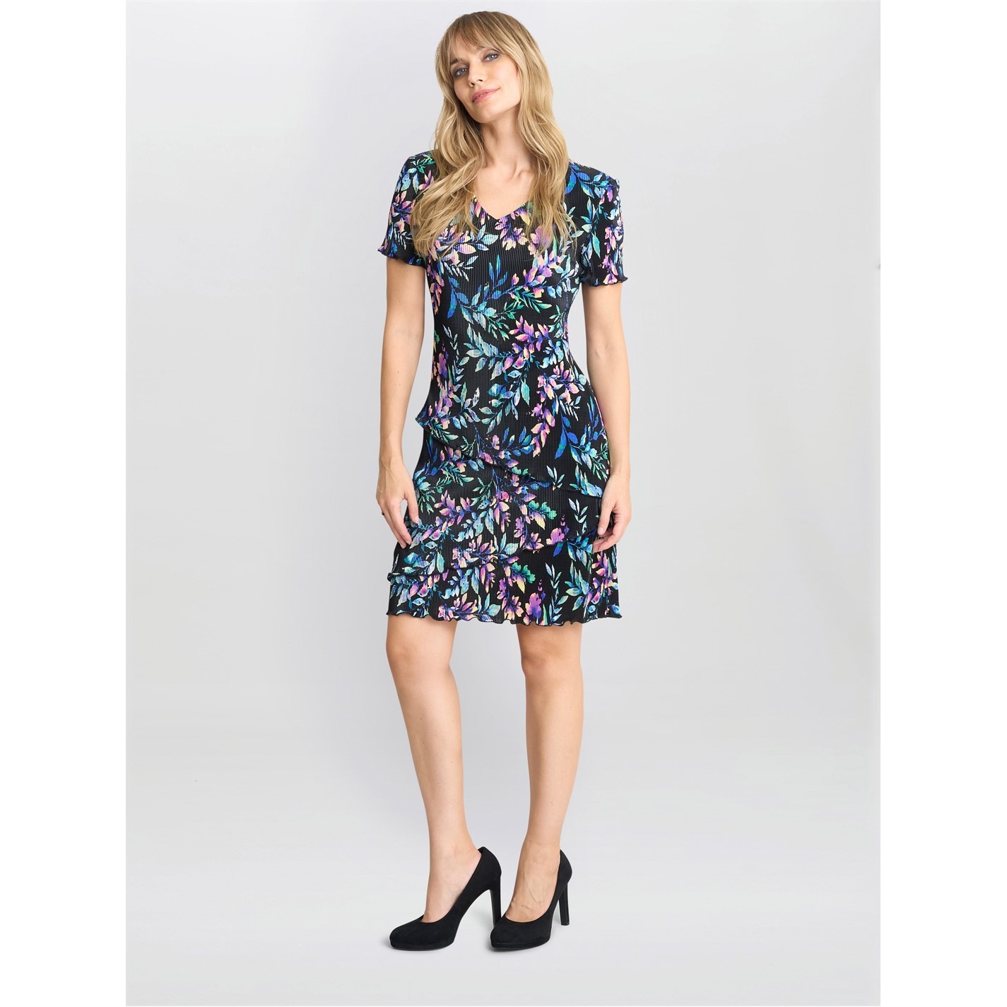 Gina Bacconi | Rowan Plisse Tiered Dress | Black / Multi | FRASERS