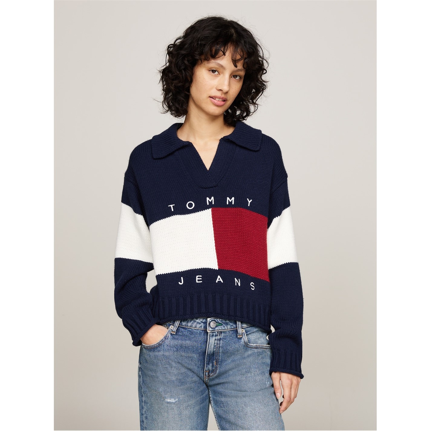 Tommy Jeans | Rugby Style V-Neck Cropped Jumper | Dark Navy | FRASERS