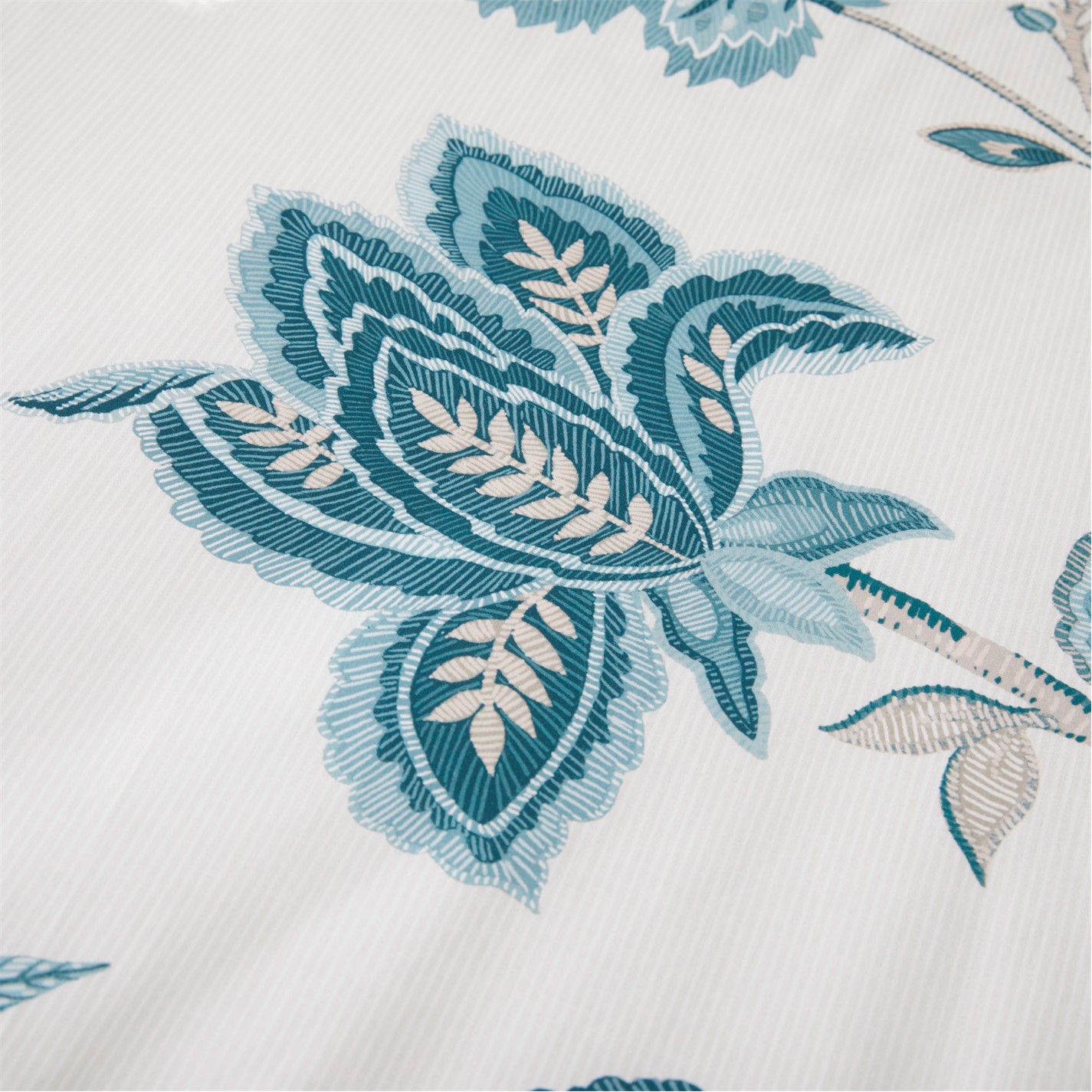 Dreams and Drapes | Samira Heritage Floral Duvet Cover Set in Plum ...