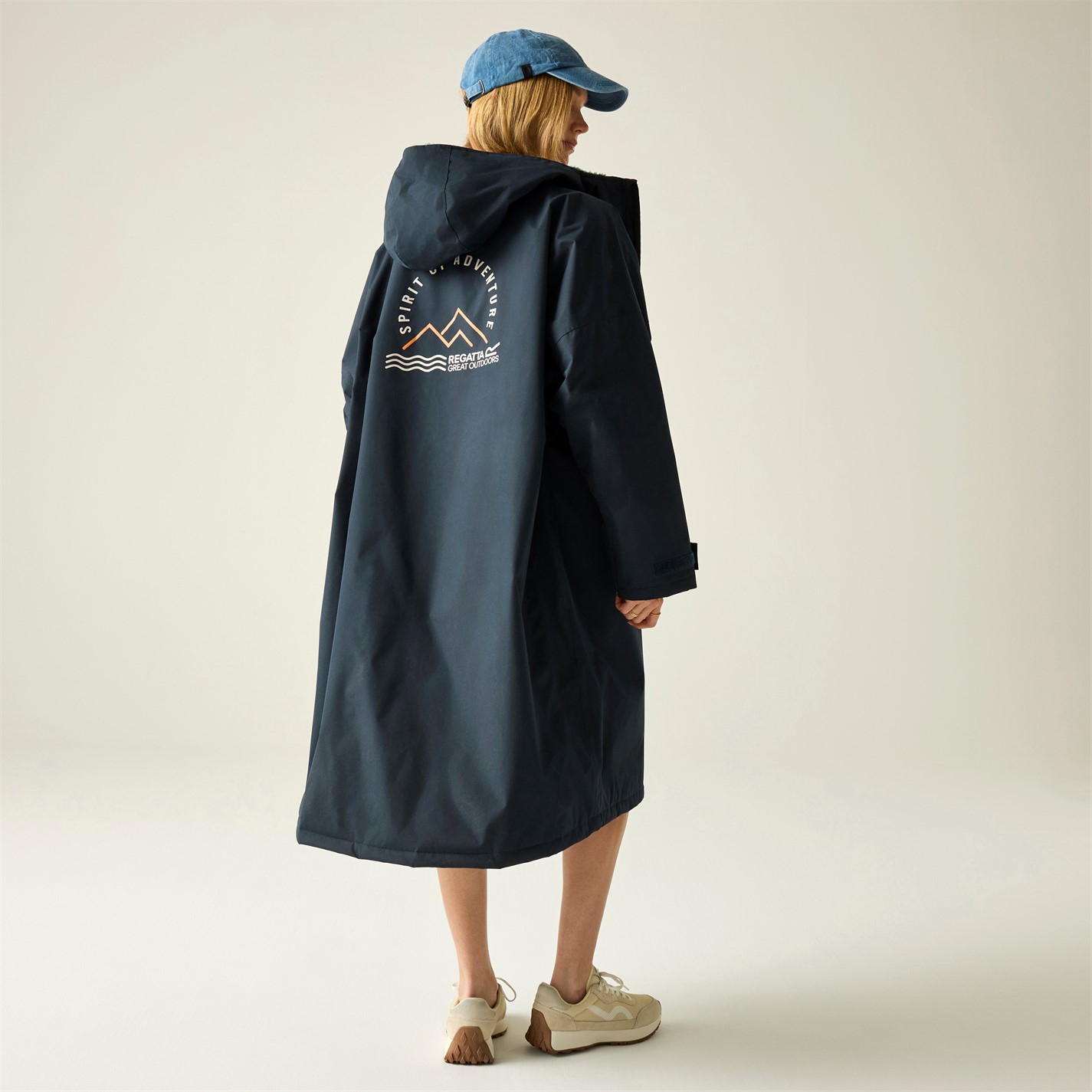 Regatta | Waterproof Robe Adults | Waterproof Robes | FRASERS