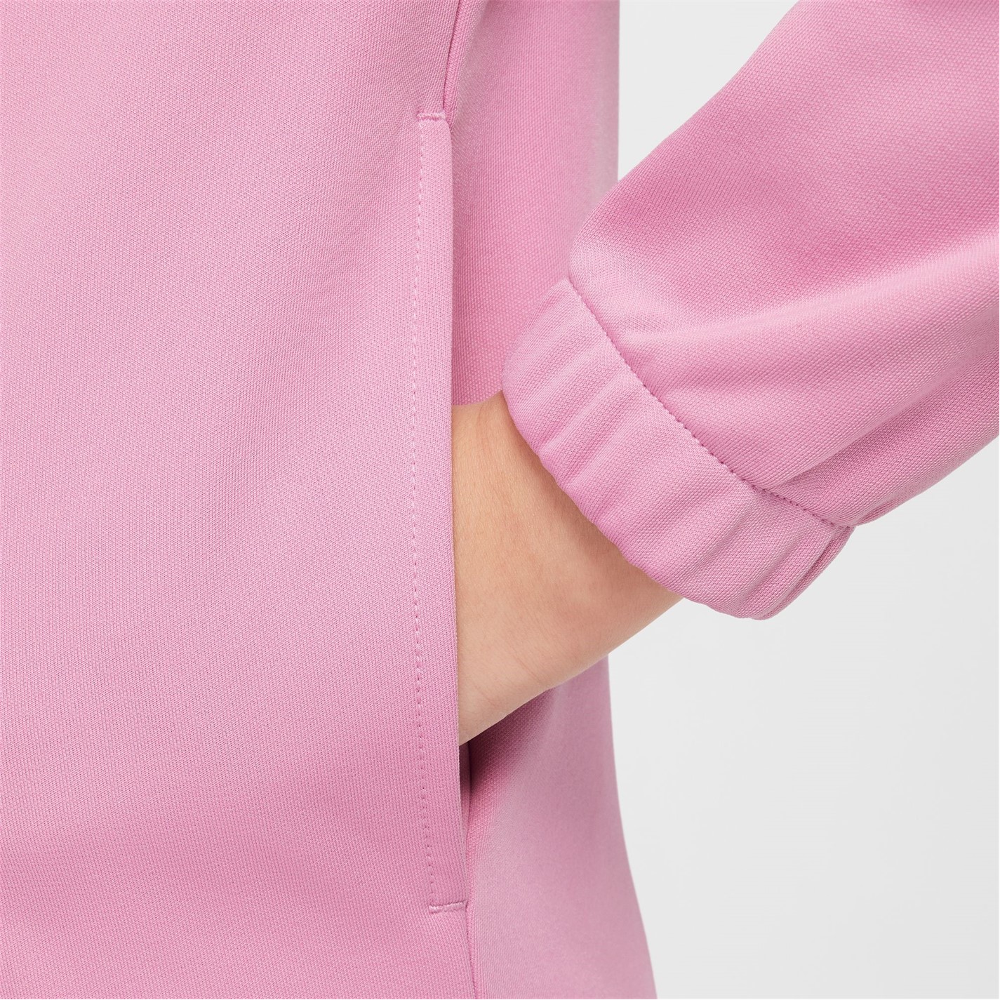 Nike | NSW Poly Tracksuit Juniors | Poly Tracksuits | FRASERS