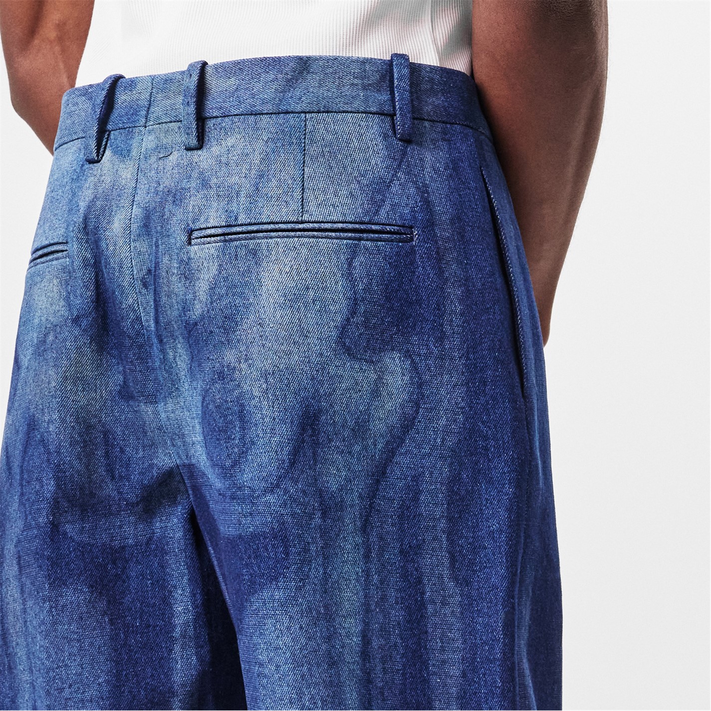 OFF WHITE | Body Scan Tailored Jeans | Straight Jeans | FRASERS