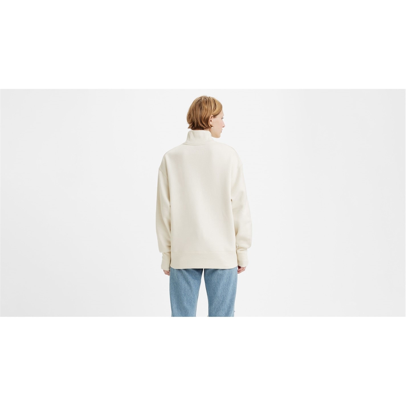 Levis | Graphic Gardenia Sweatshirt | Tofu | FRASERS