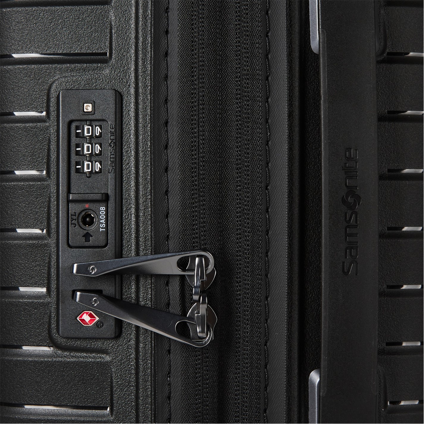 Samsonite | Shell Suitcase | Hard Suitcases | FRASERS