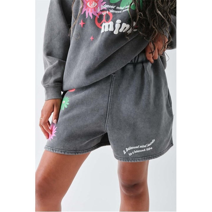 Daisy Street | Puff Print Pattern Shorts | Grey | FRASERS