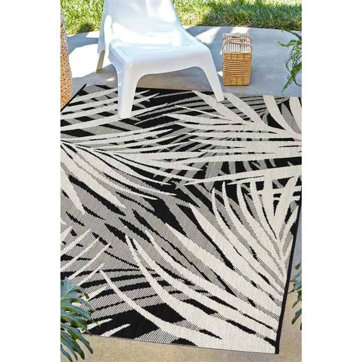 Homelife | Compass Palm Leaf Rug | Black | FRASERS