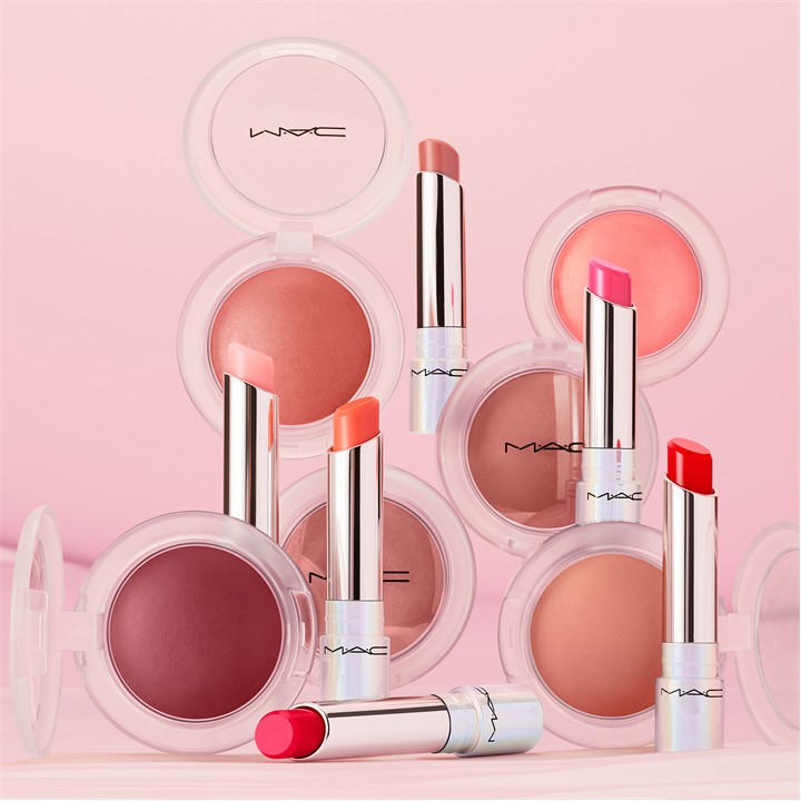 Mac | Glow Play Cushiony Blush | Groovy | FRASERS