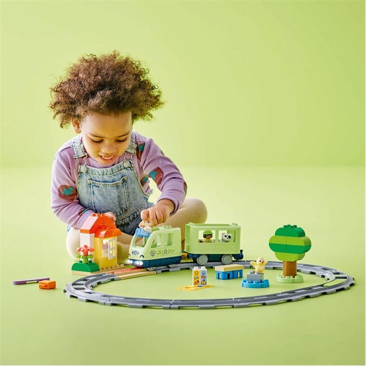LEGO | Int Adv Train 52 | Duplo Town | FRASERS